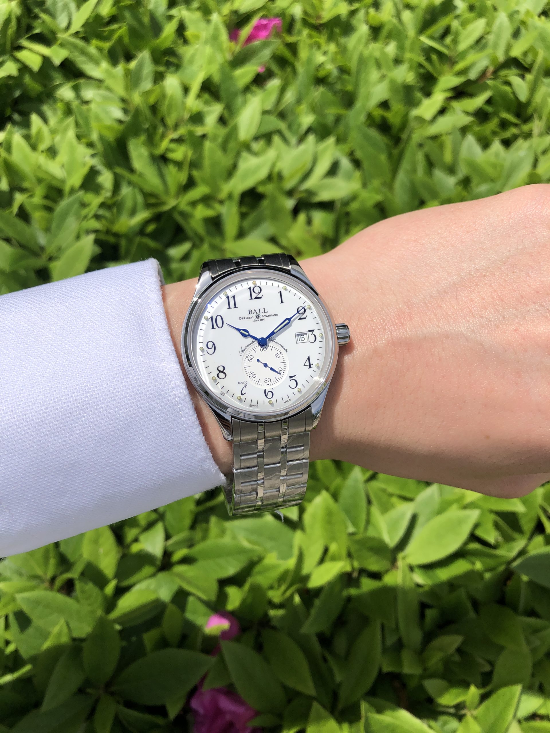 ボールウォッチ トレインマスター「スタンダード タイム」は、懐中時計のデザインを継承したモデル。